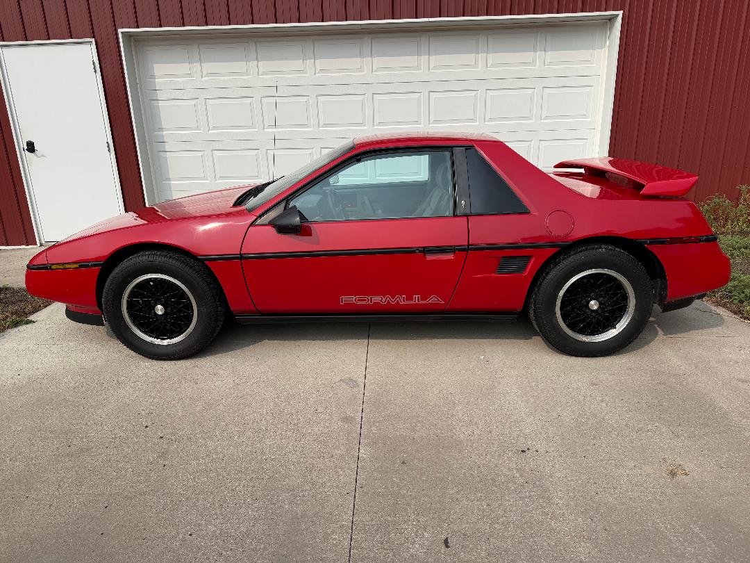 ’88 Fiero Formula - Stk# 2666 - Shade’s Classic Corvairs : Corvair ...